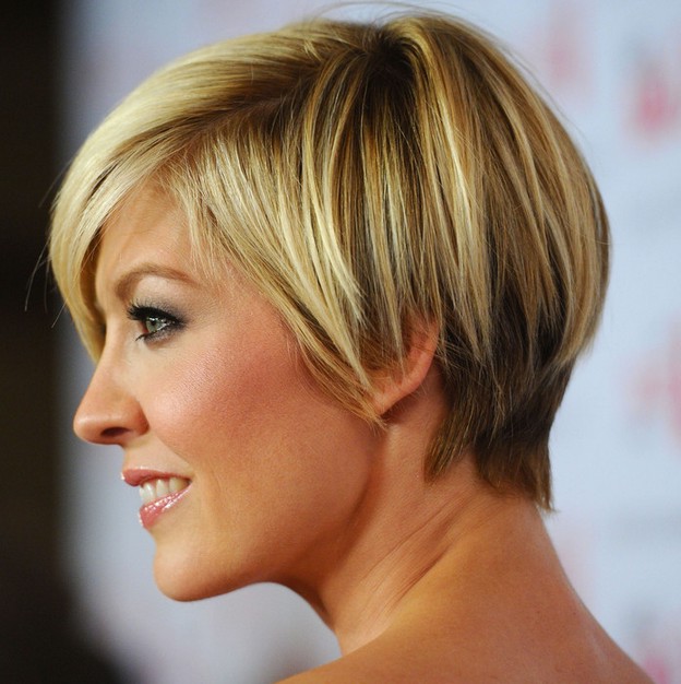 Celebrities Short Layered Razor Cut for Women - 2015 Short Razor Cuts