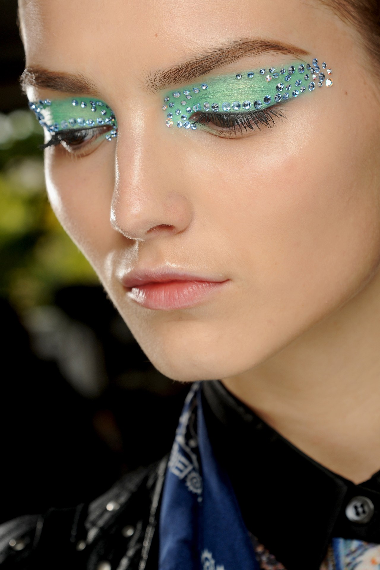 21 Eye-Catching Face Embellishments - Styles Weekly