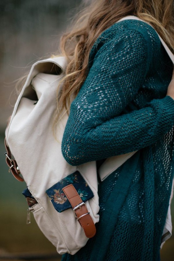 21 Stunning Ways to Wear Teal This Fall - Styles Weekly