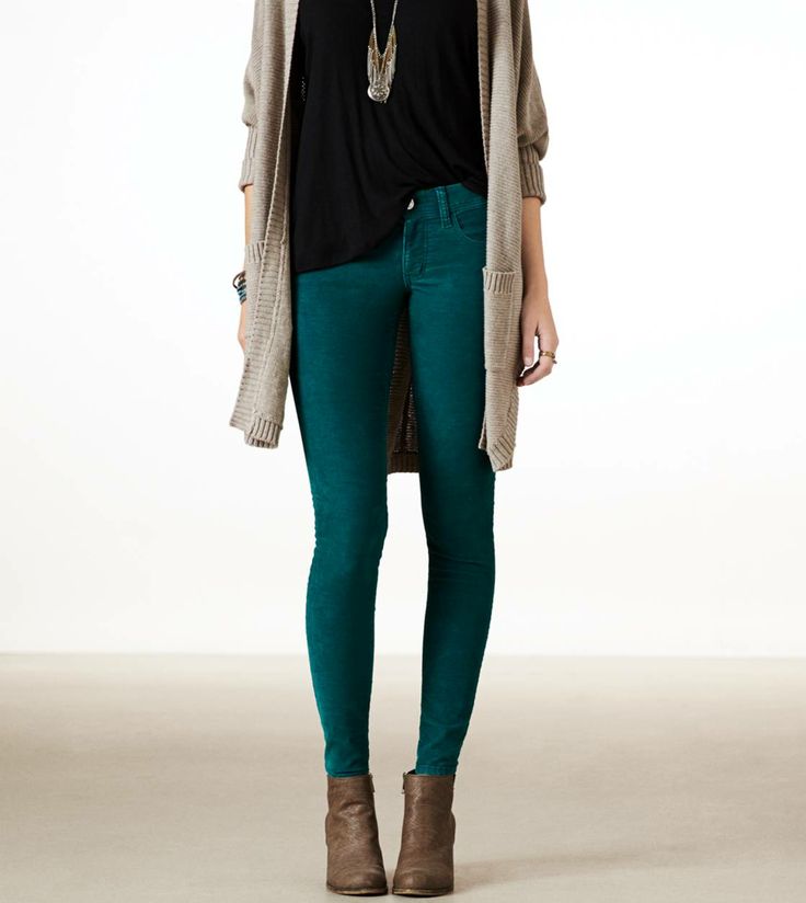 21 Stunning Ways to Wear Teal This Fall - Styles Weekly