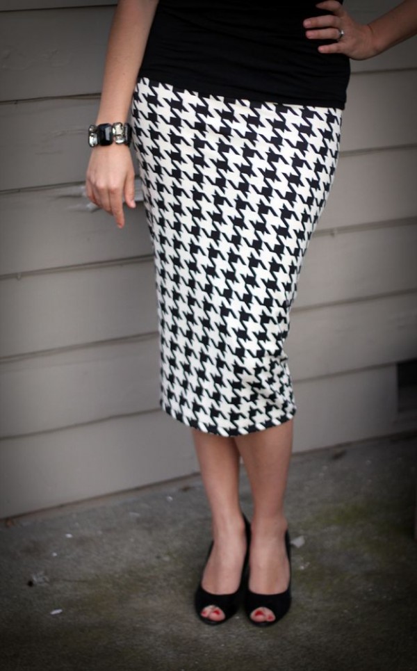 21 Ways to Wear Houndstooth This Fall - Styles Weekly