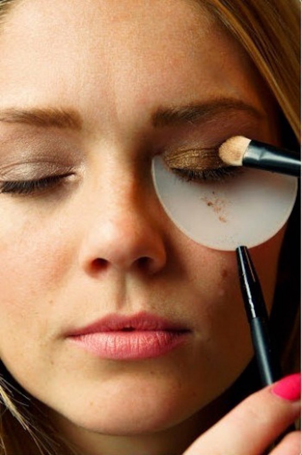 12 Tips for A Perfect Eye Shadow Makeup - Styles Weekly