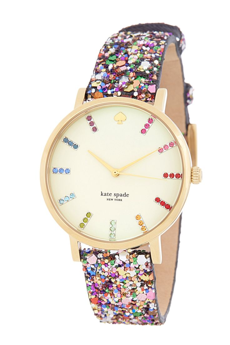 22 Fabulous Ways to Make Glitter Work This Holiday Season - Styles Weekly