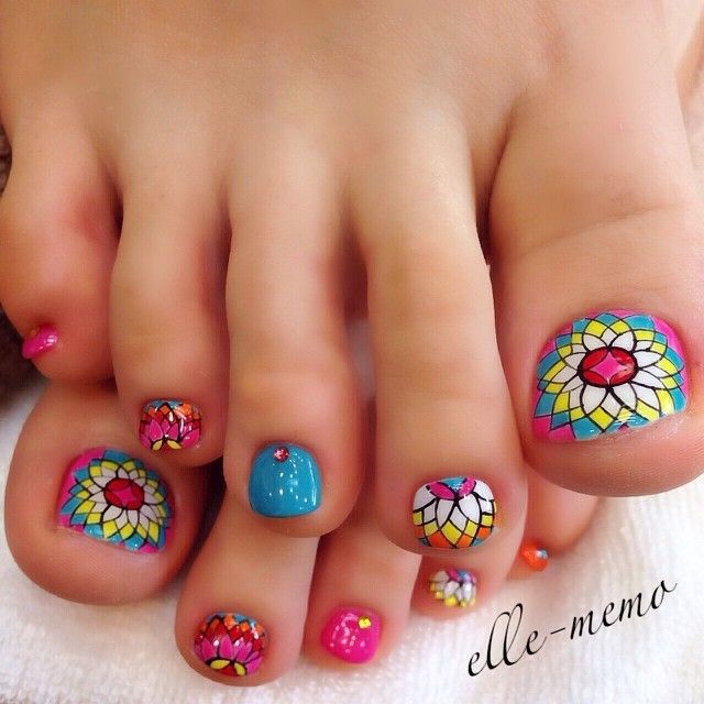 23 Fashionable Pedicure Designs to Beautify Your Toenails - Styles Weekly