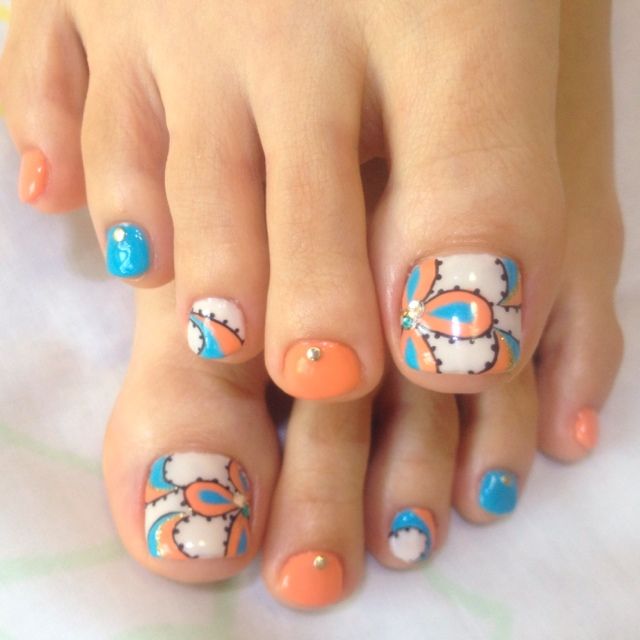 6 Tips For a Beautiful Summer Pedicure (Toe Nail Designs) - Styles Weekly