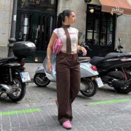 21 Pink Outfits: Your Guide to Styling Pink in the Sunshine - Styles Weekly